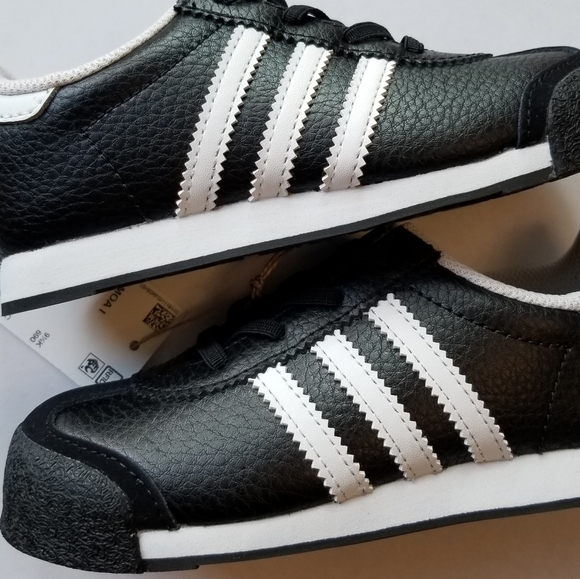 adidas | Shoes | Adidas Little Boy Samoa I Black White K | Poshmark